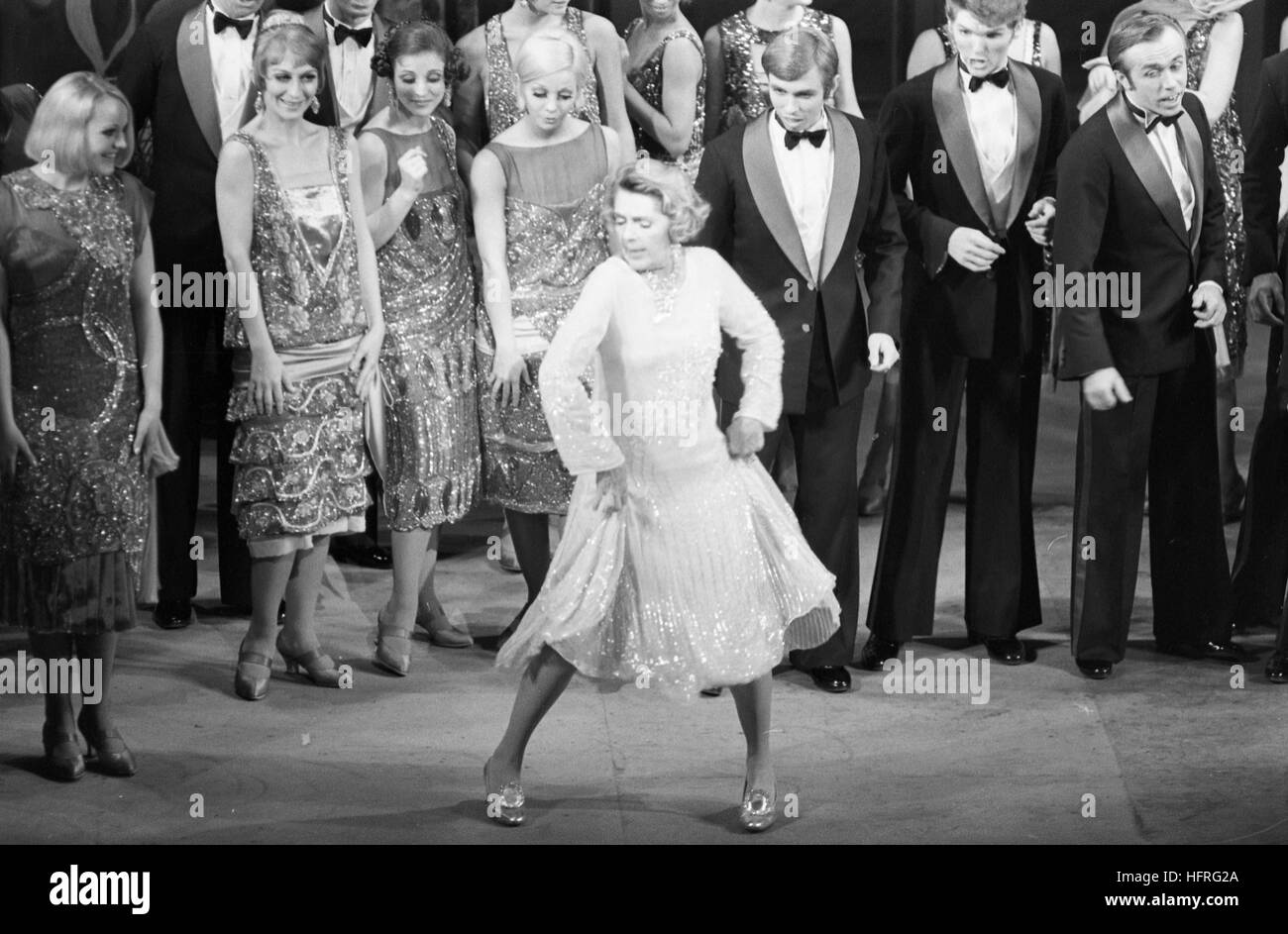 Ruby keeler hi-res stock photography and images - Alamy