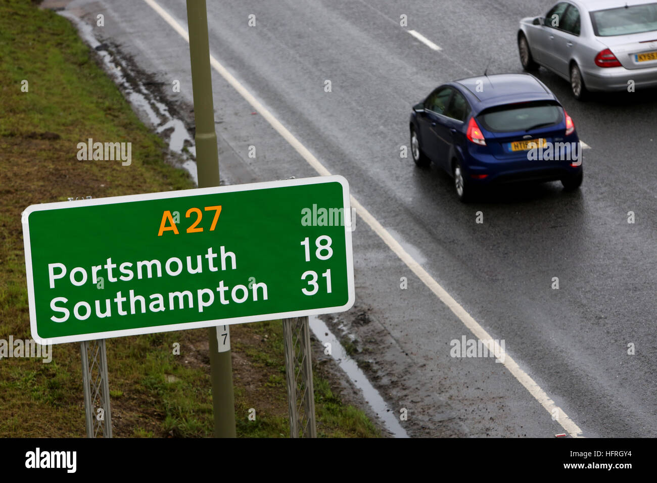 Chichester roundabouts hi-res stock photography and images - Alamy