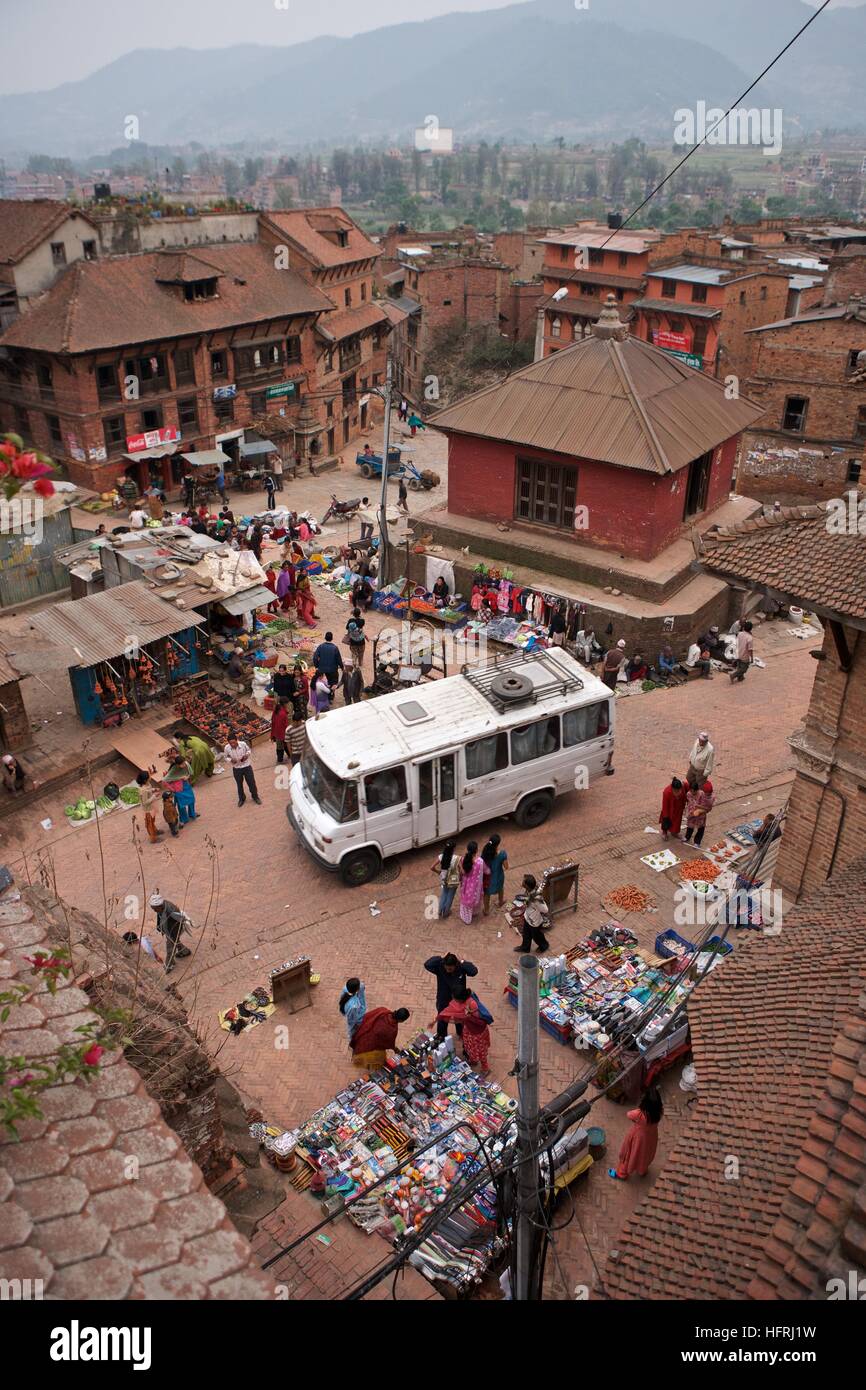 Nepal bhaktapur bus hi-res stock photography and images - Alamy