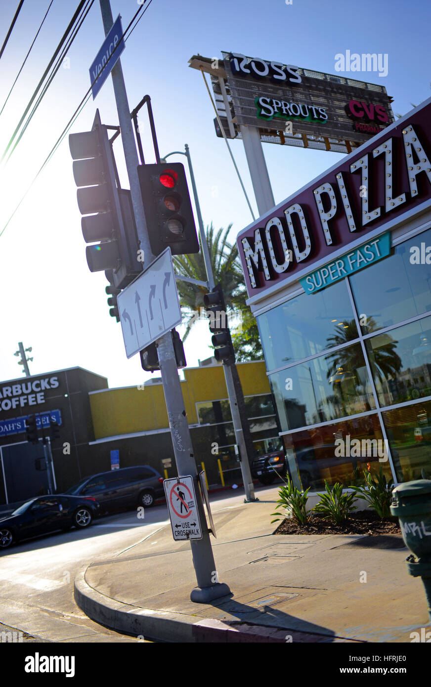 Mod pizza hi-res stock photography and images - Alamy