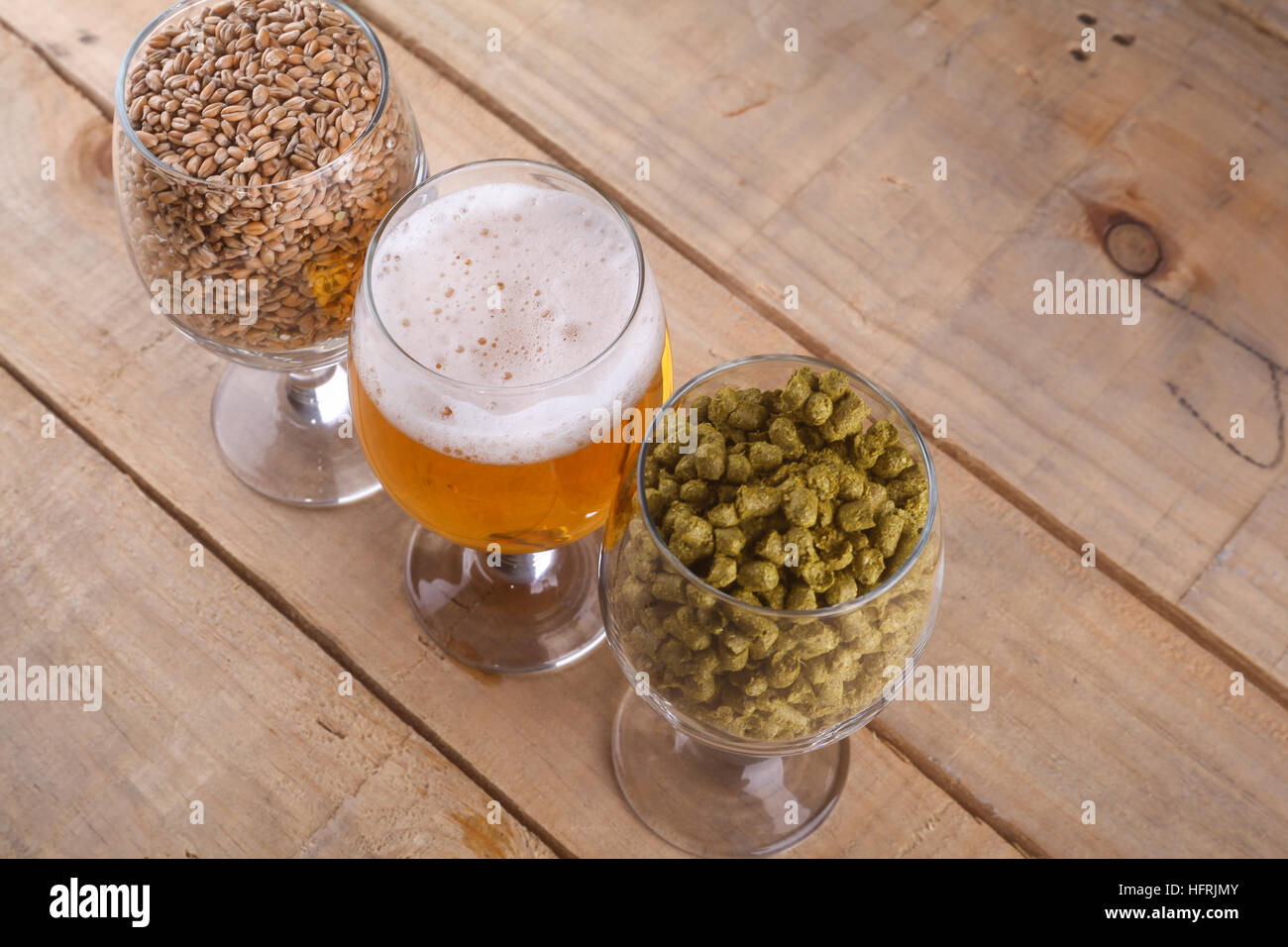 Liquid hops hi-res stock photography and images - Alamy
