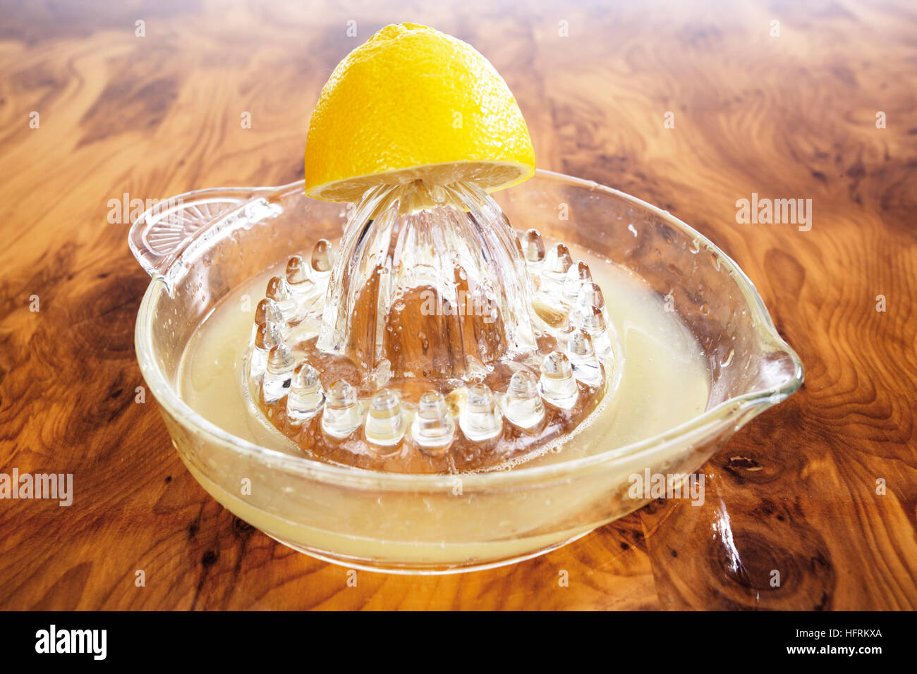 Freshly squeezed lemon juice hi-res stock photography and images - Alamy