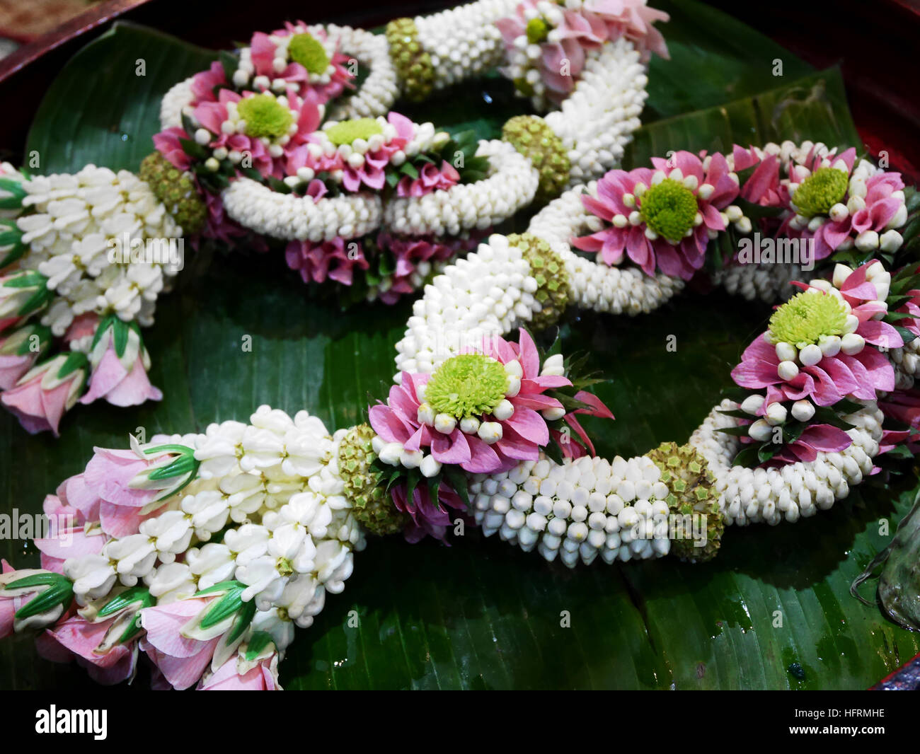 Flower garlands of jasmine, roses and other flowers for the show Stock ...