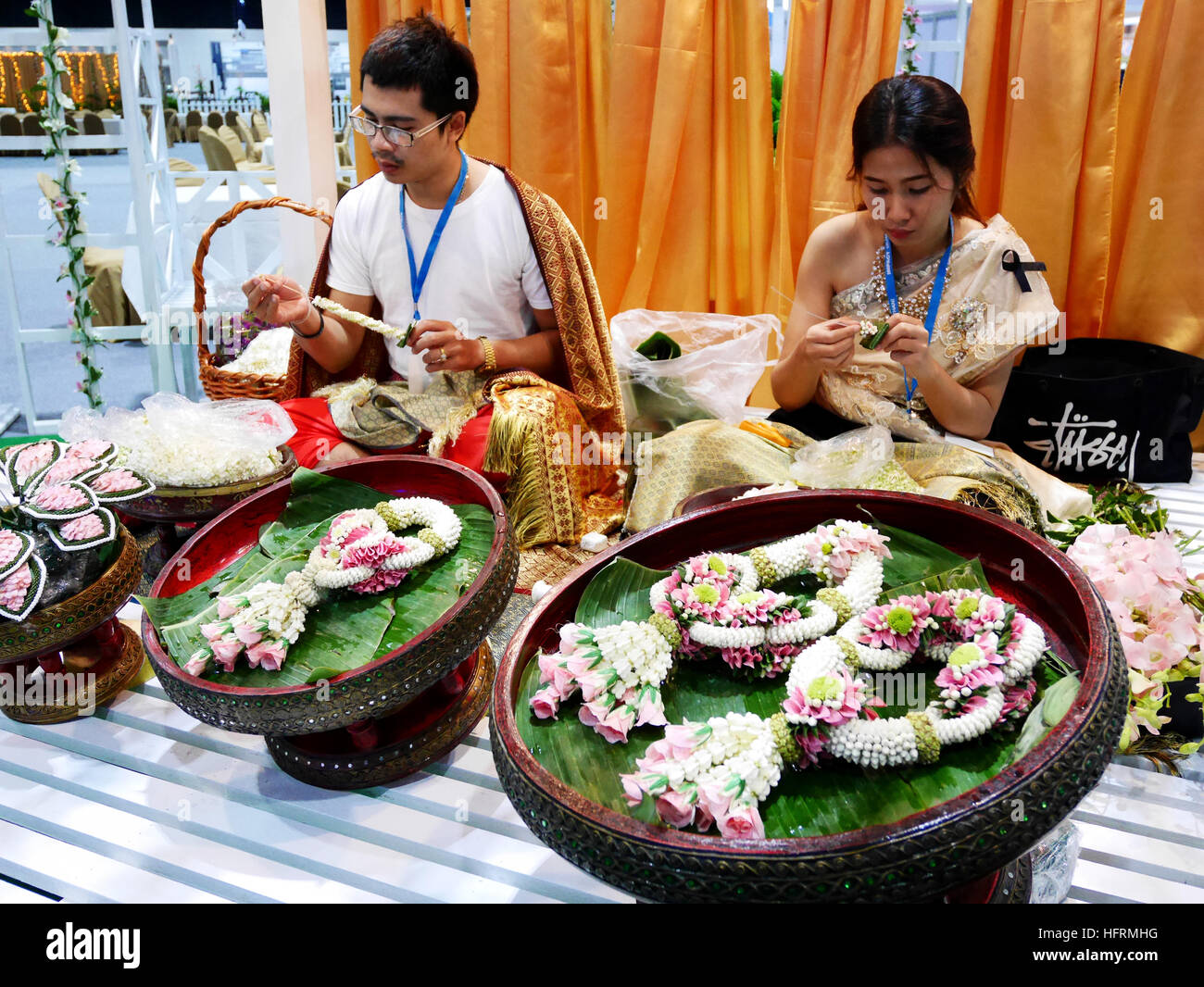 Making garland hi-res stock photography and images - Alamy