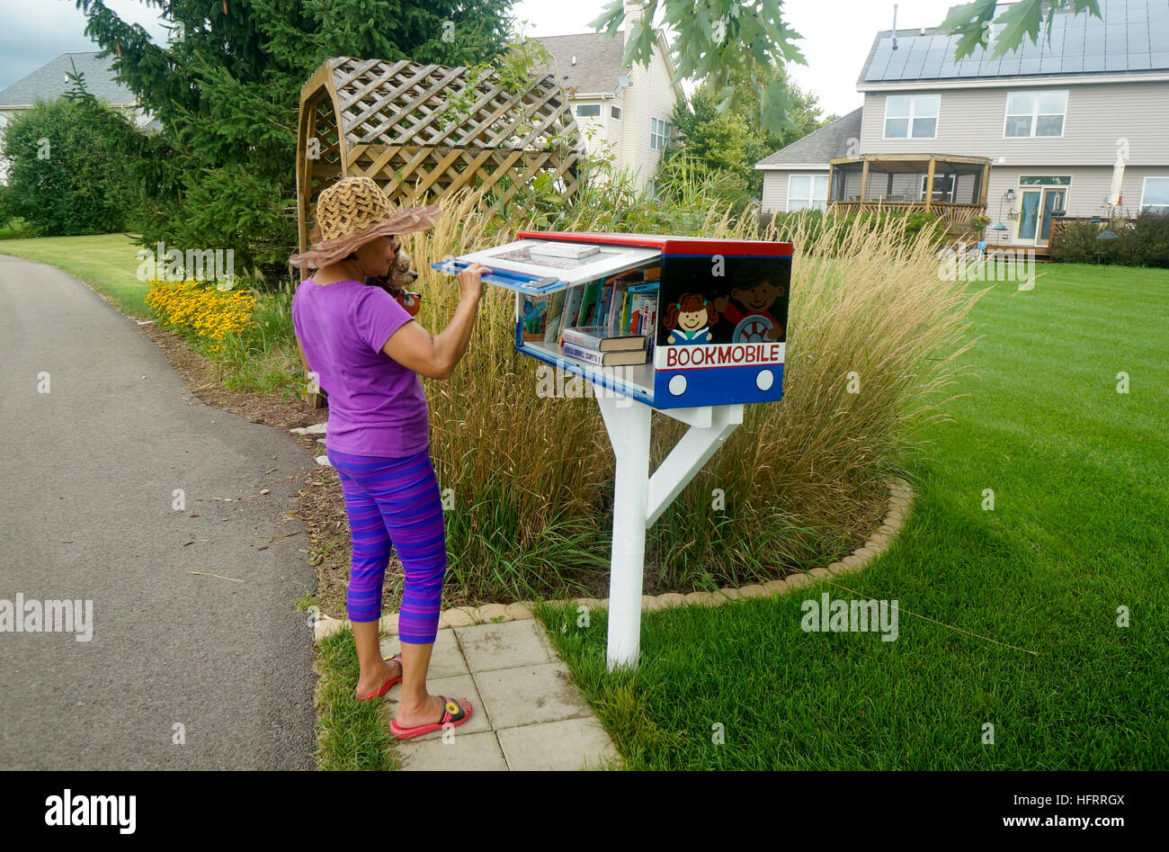 Book sharing box Stock Photo - Alamy