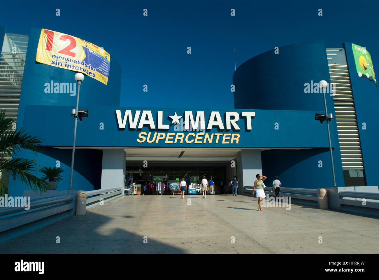 Walmart mexico city hi-res stock photography and images - Alamy