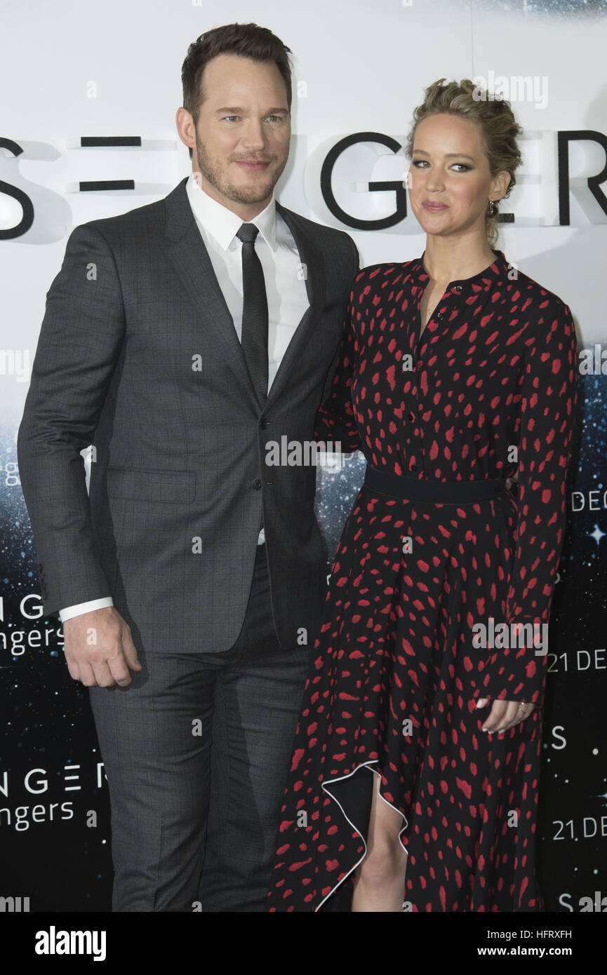 Celebrities attend a photocall for 'Passengers' in Claridge's Hotel in ...