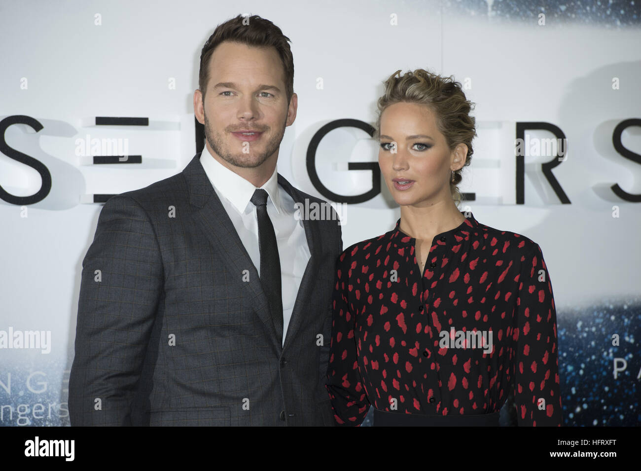 Celebrities attend a photocall for 'Passengers' in Claridge's Hotel in ...