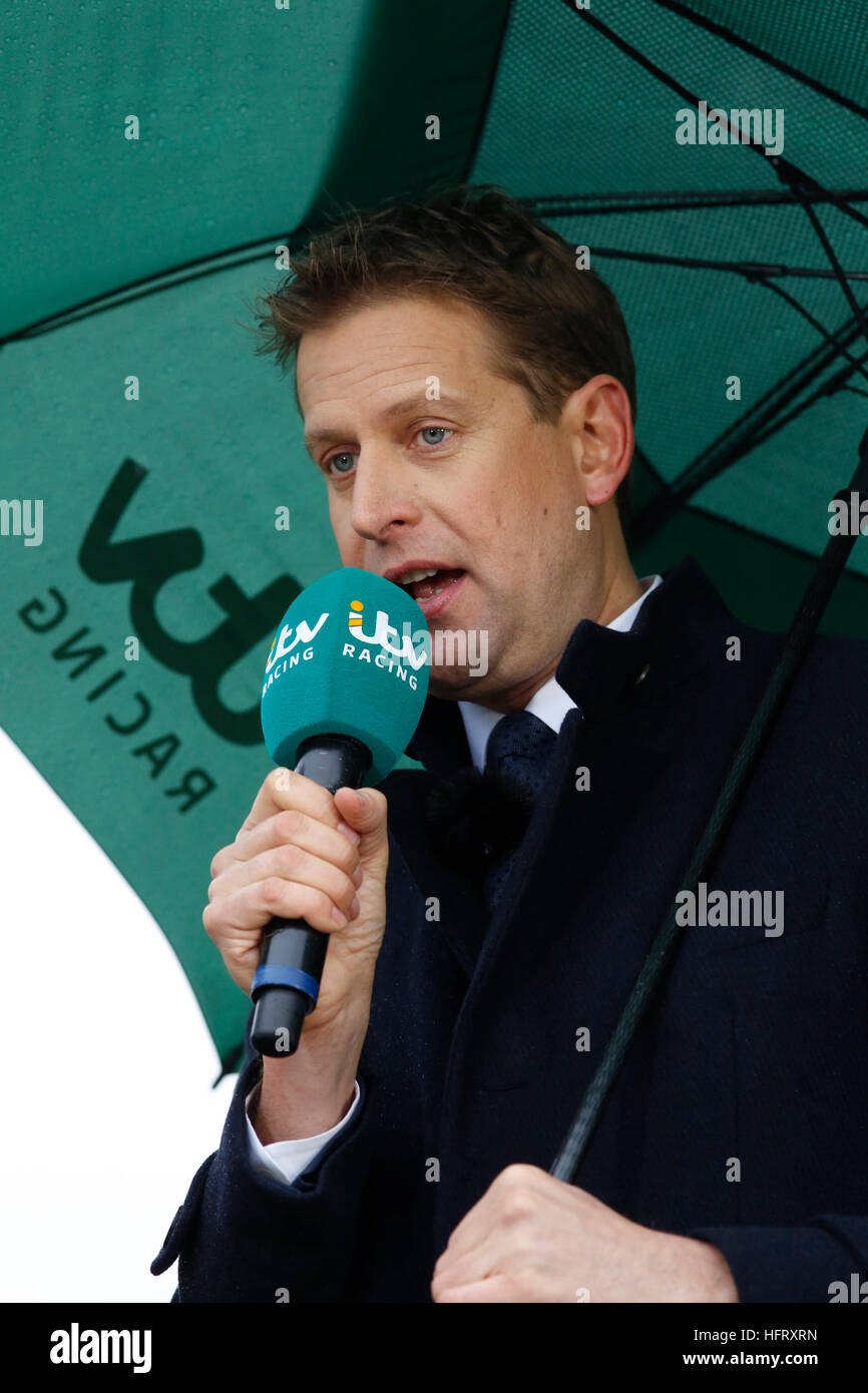 Itv racing presenter ed chamberlin hi-res stock photography and images ...