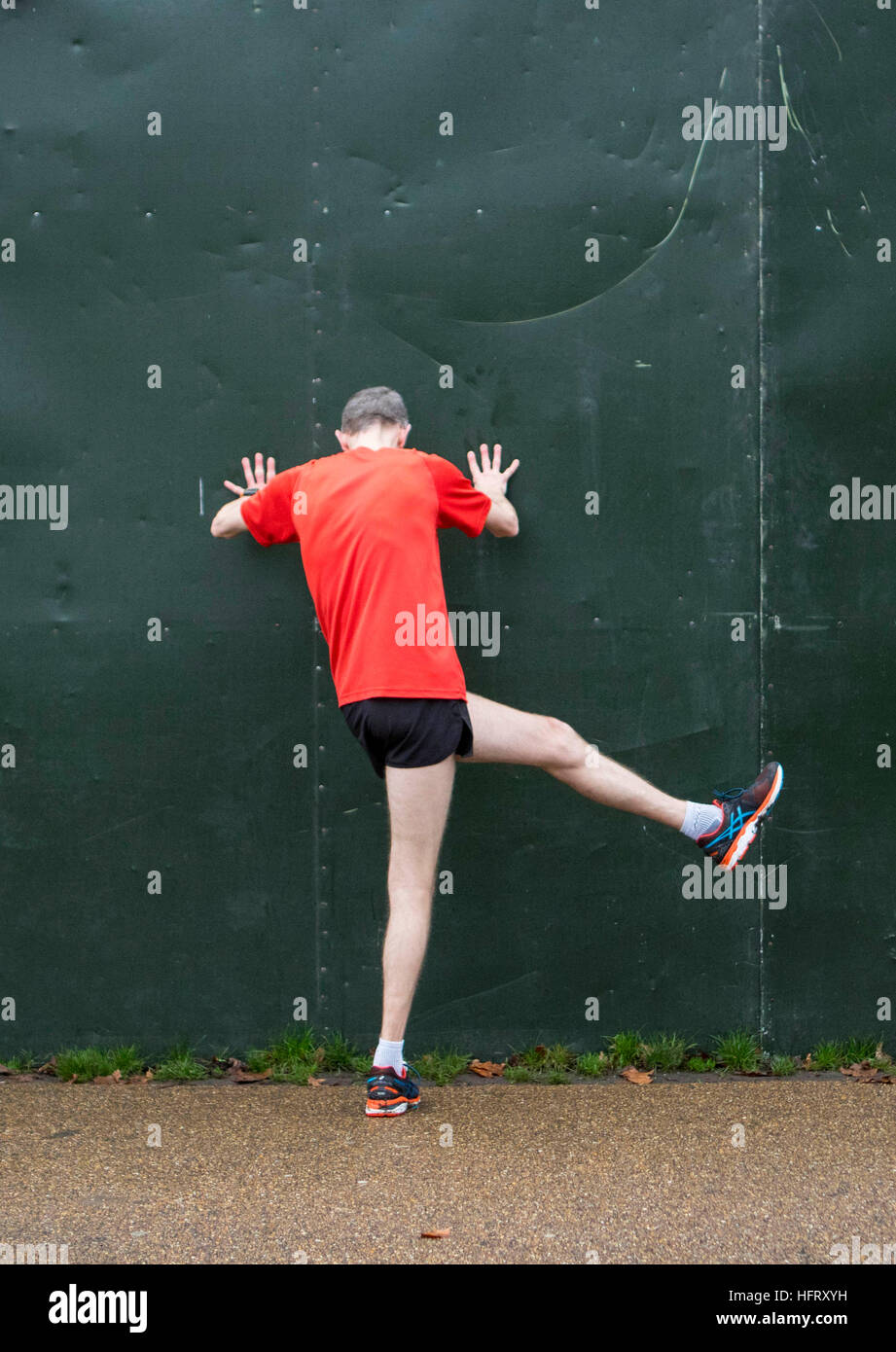A runner prepares to take part in the Serpentine New Year's Day 10k Fun ...