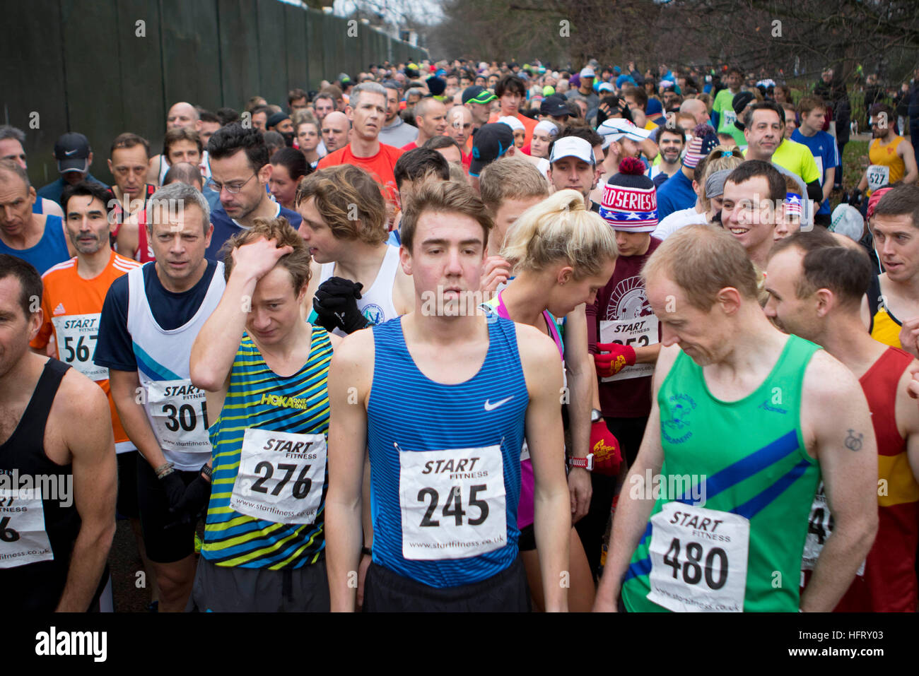 Runners prepare to take part in the Serpentine New Year's Day 10k Fun ...