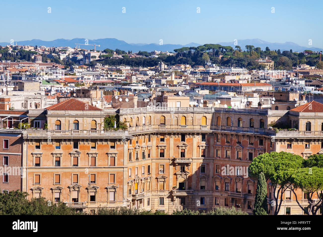 Rome italy apartment buildings in hi-res stock photography and images ...