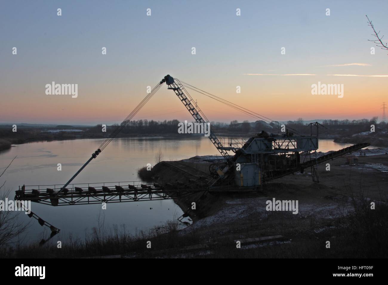 Dipper dredger hi-res stock photography and images - Alamy