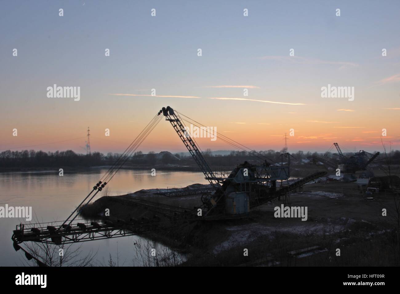 Dipper dredge hi-res stock photography and images - Alamy