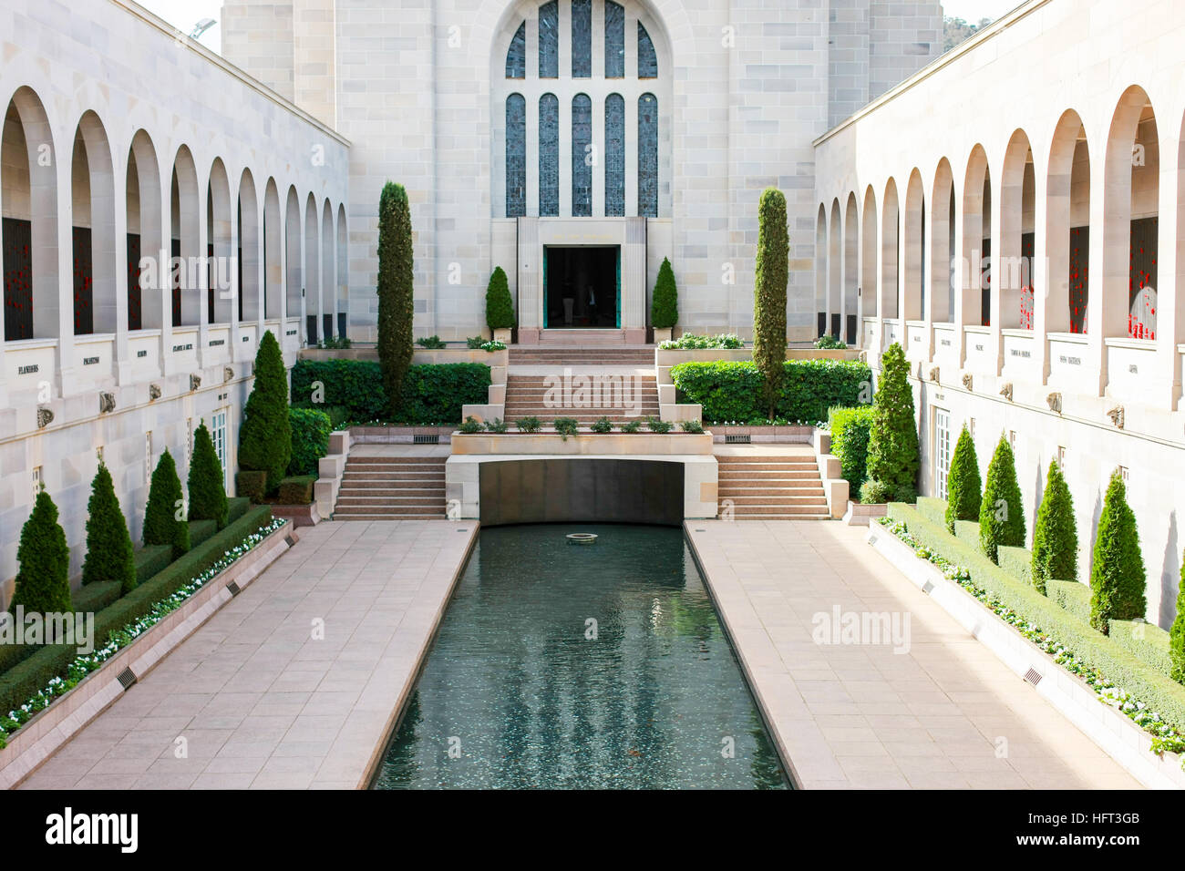 Australian War Memorial, Canberra, with the Pool of Remembrance in ...