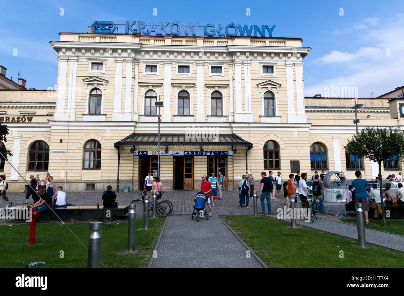 Krakow glowny station hi-res stock photography and images - Alamy