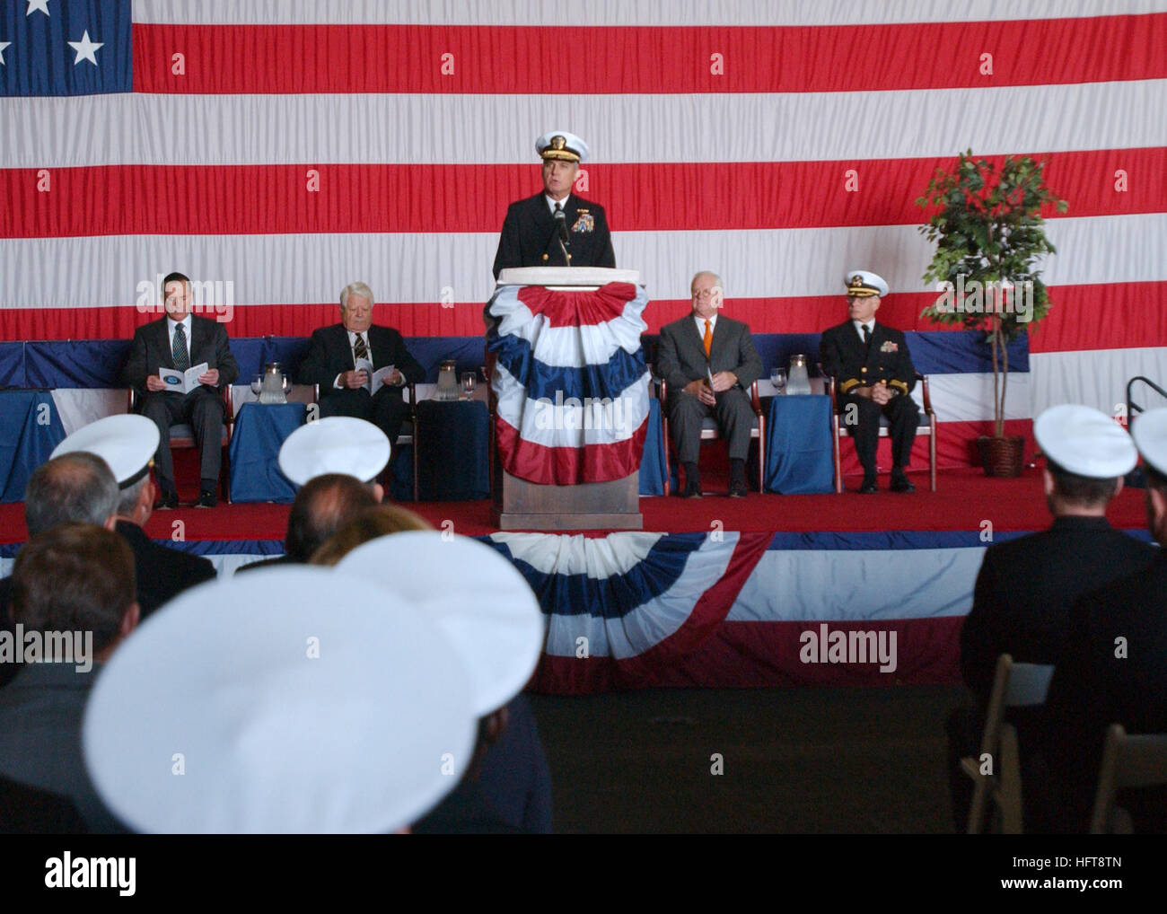 061031-N-9362D-006 Norfolk, Va. (Oct. 31, 2006) Ð Adm. John B. Nathman ...