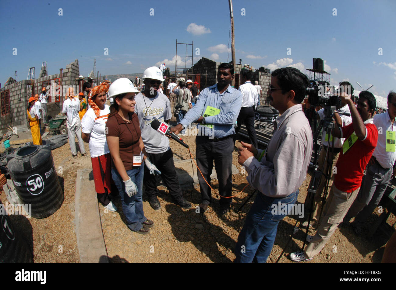 Uss boxeros lhd 4 hi-res stock photography and images - Alamy