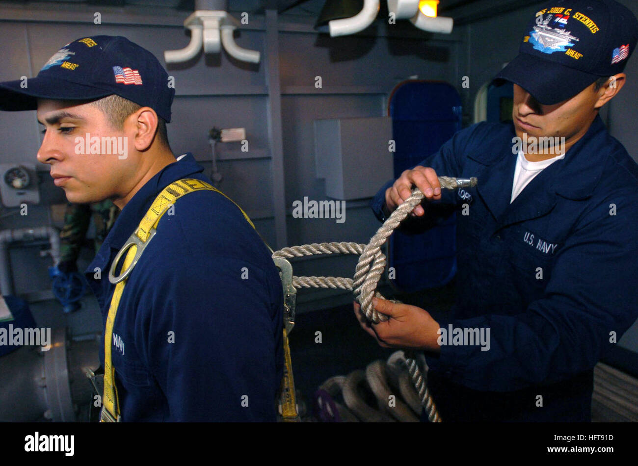 Safety harness rig hi-res stock photography and images - Alamy