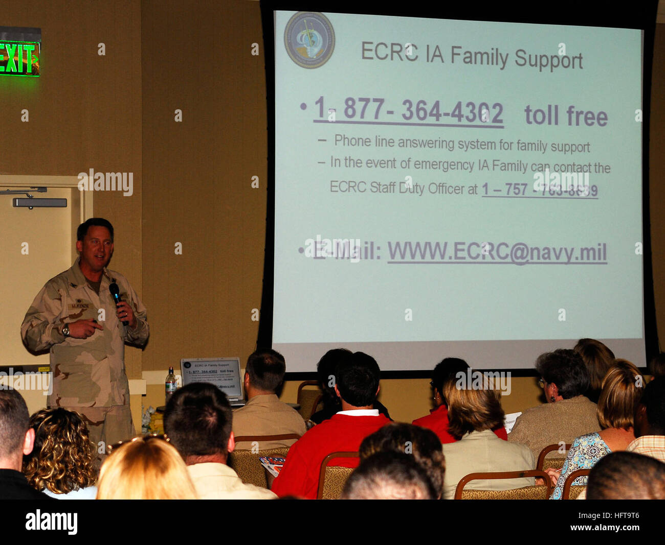 Commanding Officer of Expeditionary Combat Readiness Center speaks at ...