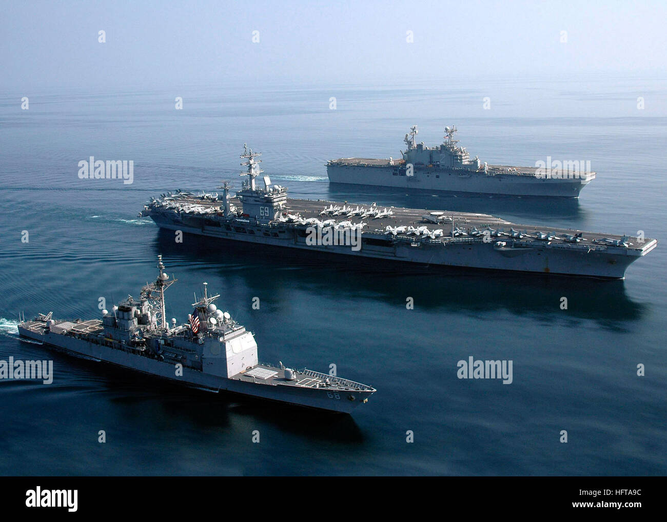 Amphibious assault ship uss saipan lha 2 hi-res stock photography and ...