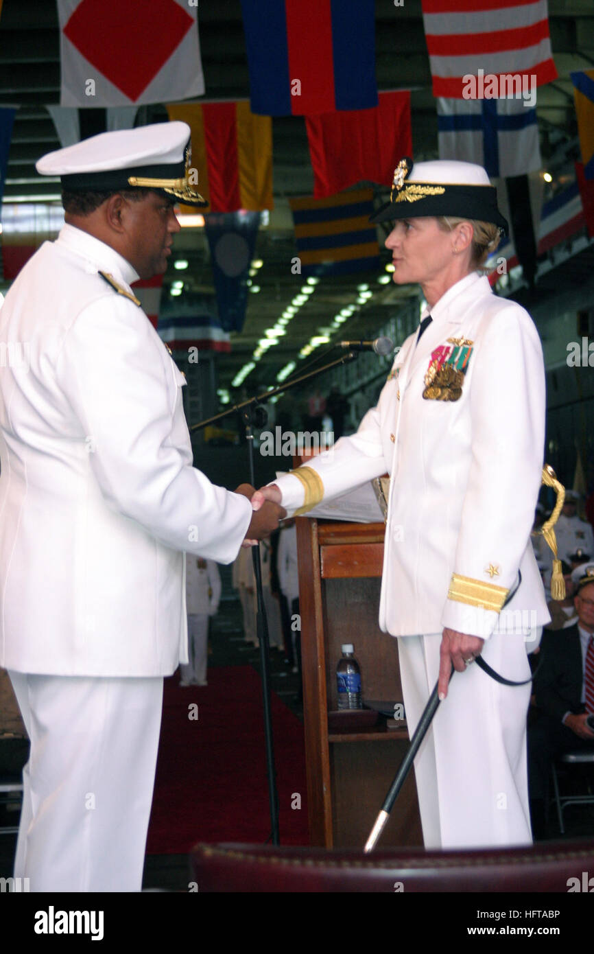 Expeditionary strike group seven hi-res stock photography and images ...