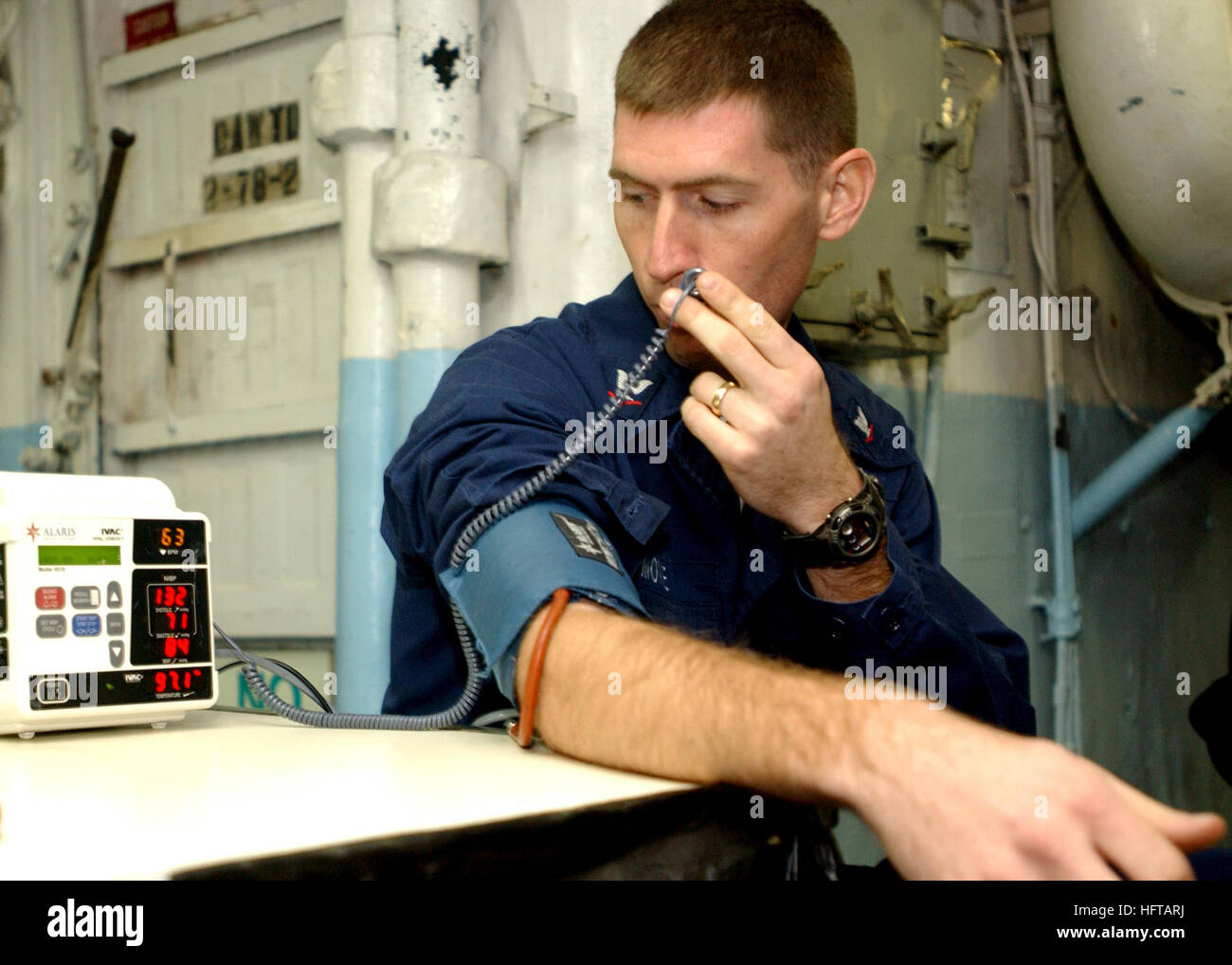 Nimitz class nuclear powered aircraft carrier uss theodore roosevelt ...