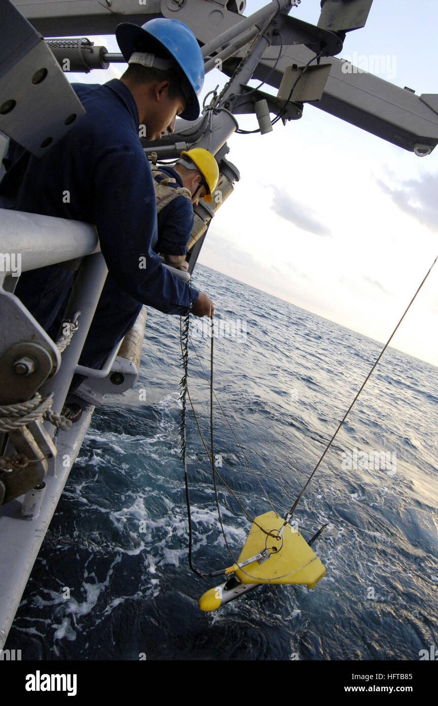 Kline sonar machine hi-res stock photography and images - Alamy