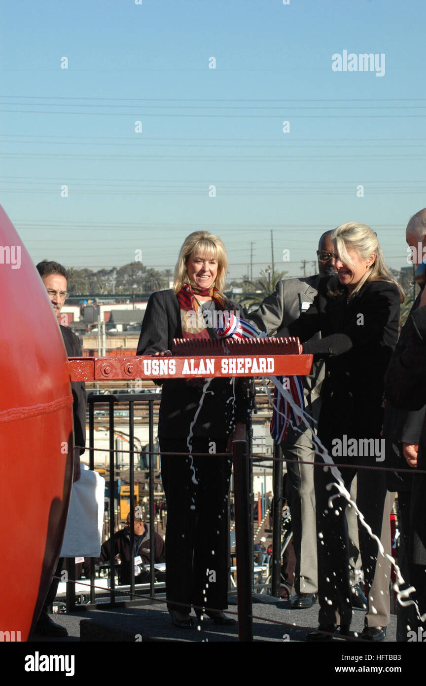 061206-N-9869B-038 San Diego (Dec. 6, 2006) - Ship's sponsor and oldest ...