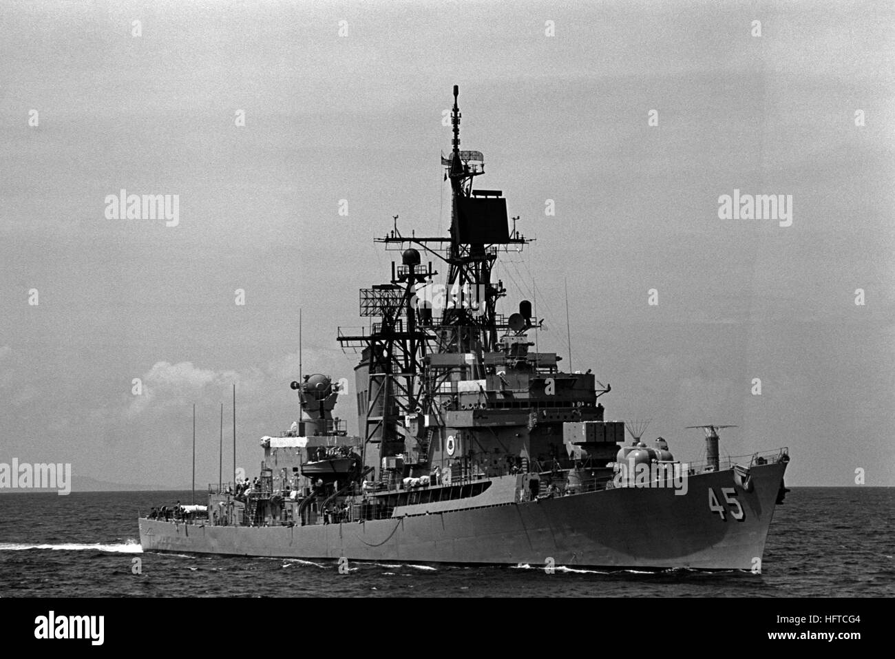 A starboard bow view of the guided missile frigate USS DEWEY (DDG-45 ...
