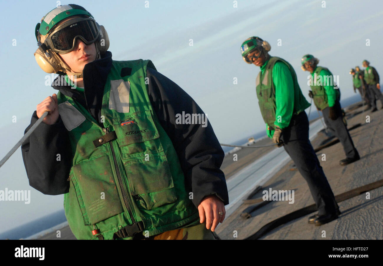 Integrated catapult control station hi-res stock photography and images ...