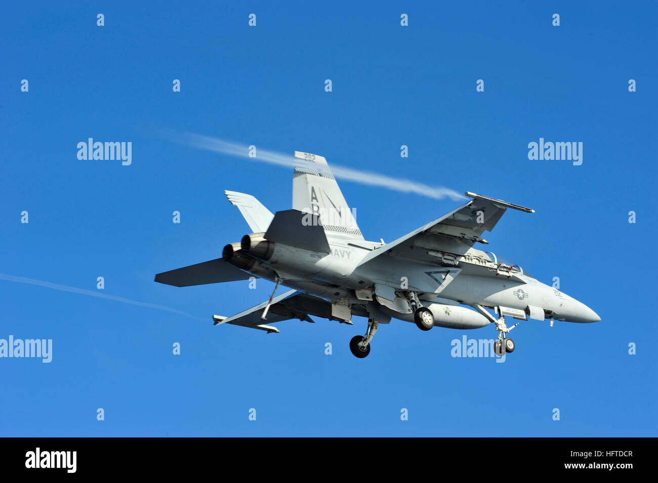 100808-N-0569K-036 ATLANTIC OCEAN (Aug. 8, 2010) An F/A-18F Super ...