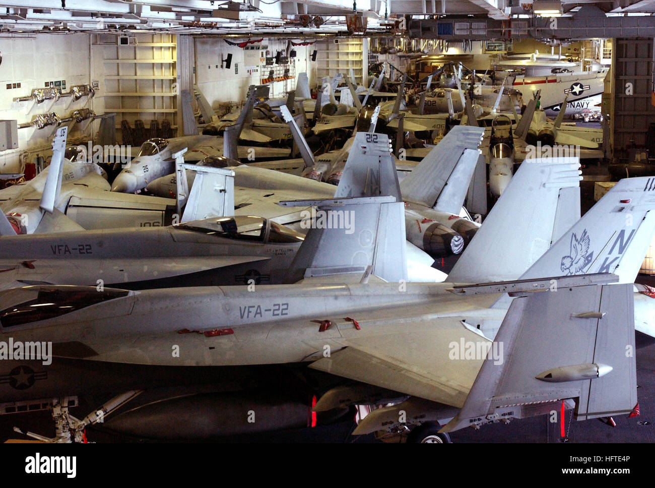 War in the air hanger hi-res stock photography and images - Alamy