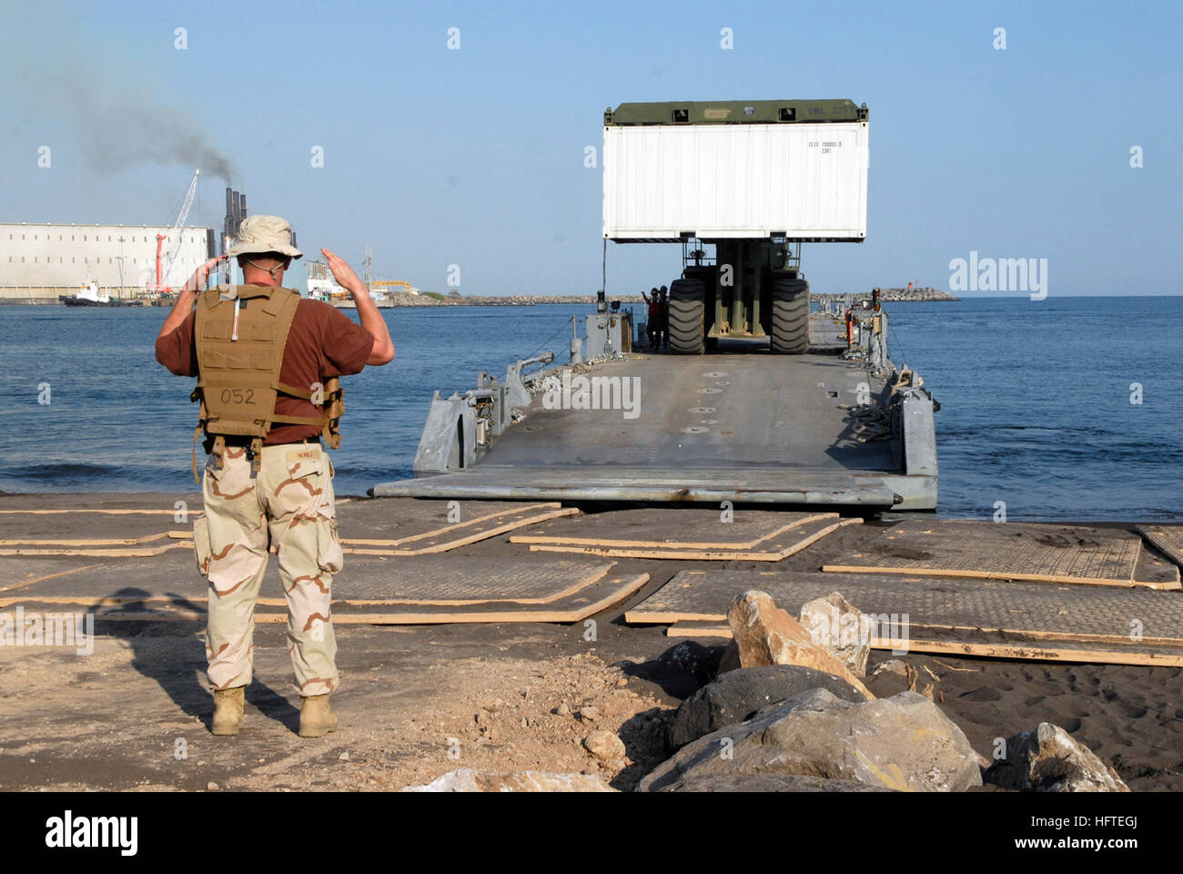 Kalmar rough terrain container handler hi-res stock photography and ...