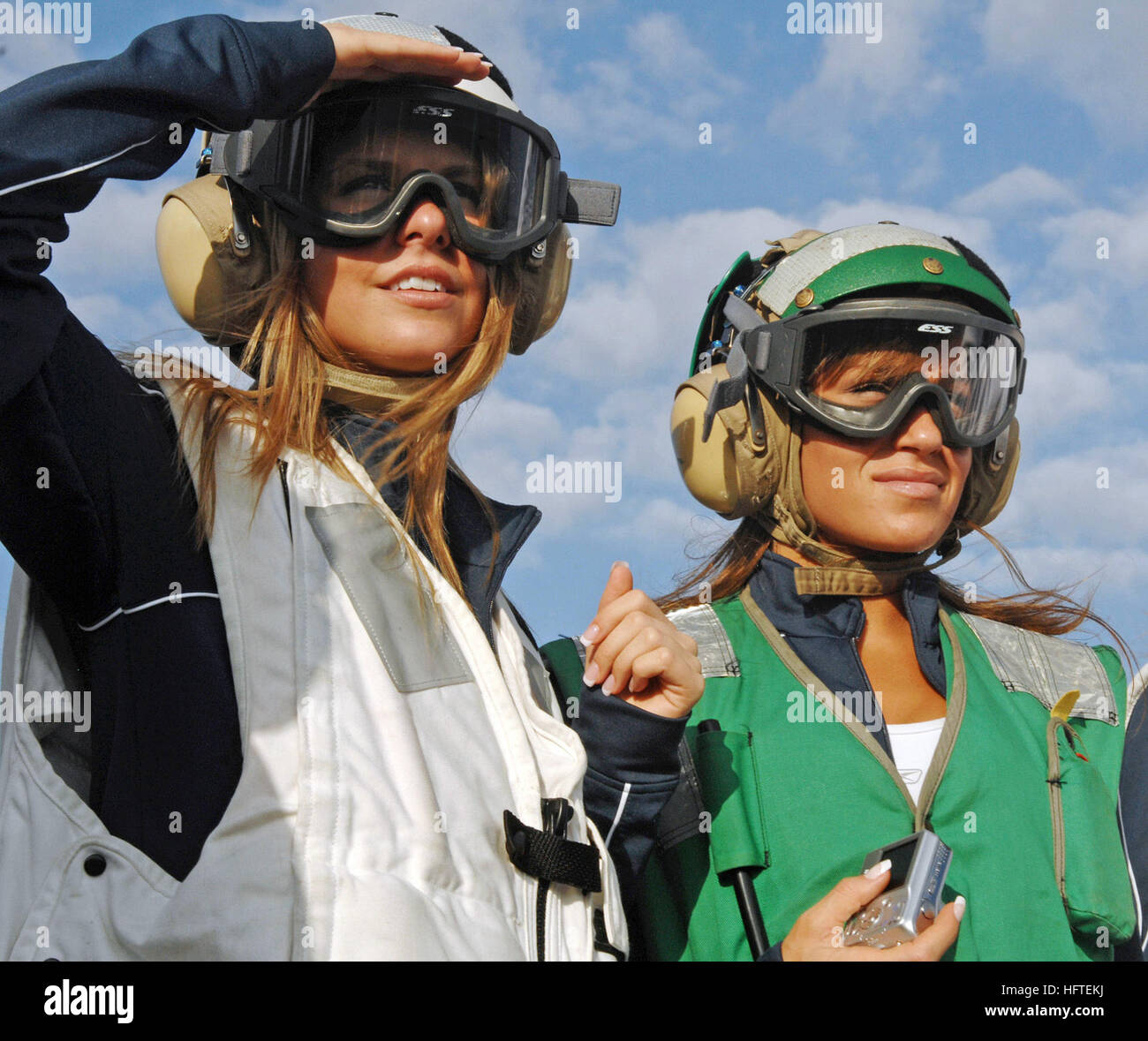 New england patriots cheerleaders hi-res stock photography and images ...