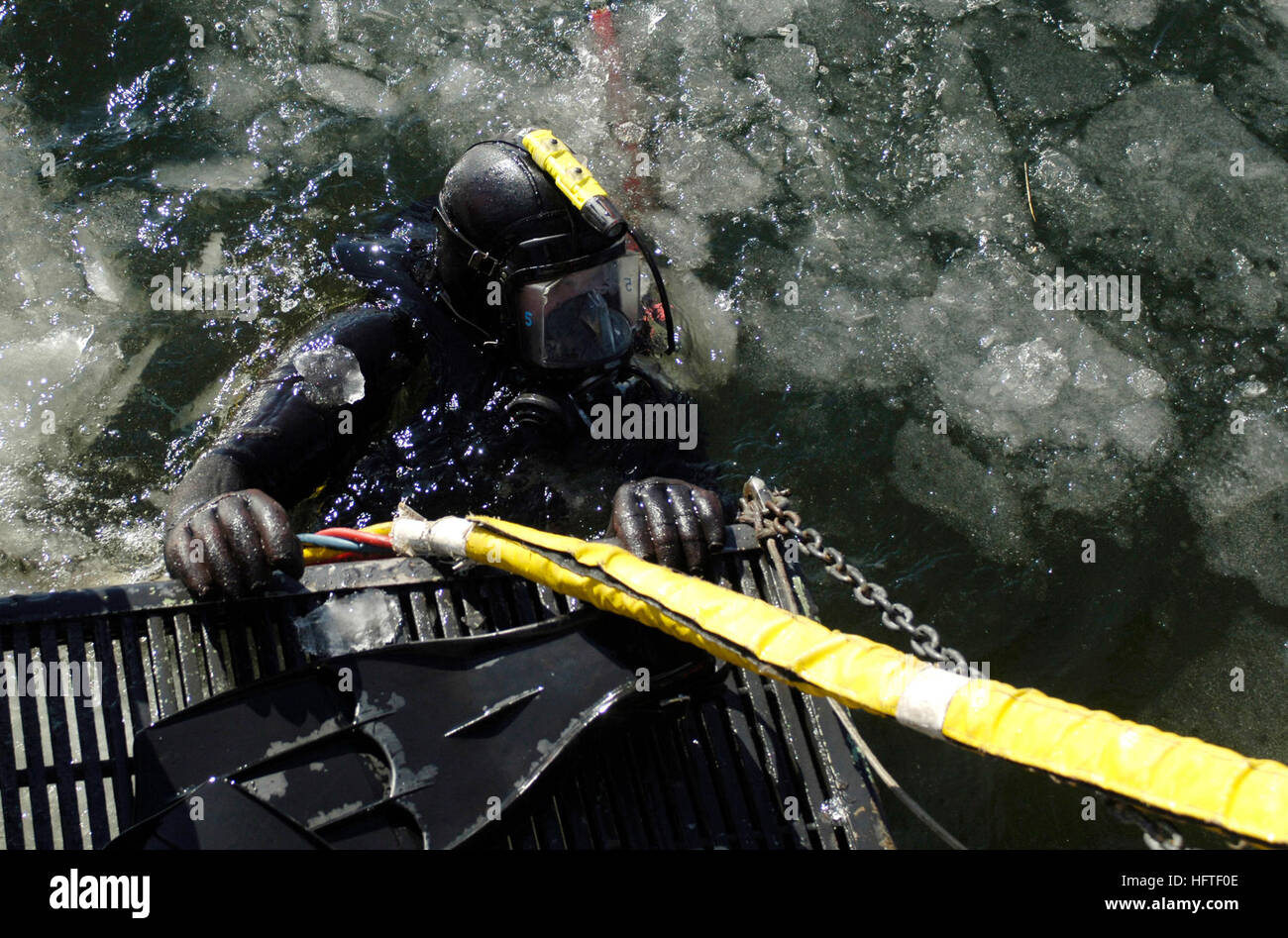 Naval submarine support facility dive locker hi-res stock photography ...