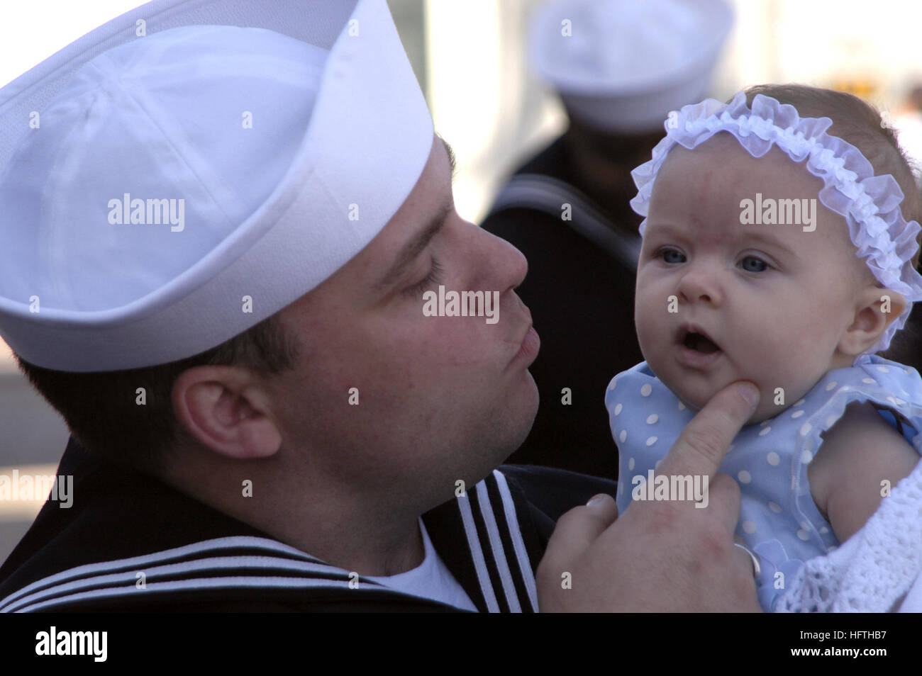 070313-N8158F-105 SAN DIEGO (March 13, 2007) - Electronics Technician ...