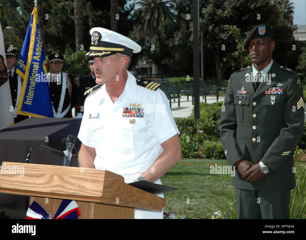 070414-N-6357K-004 SAN DIEGO (April 14, 2007) Ð Cmdr. Jeffrey Beaty ...