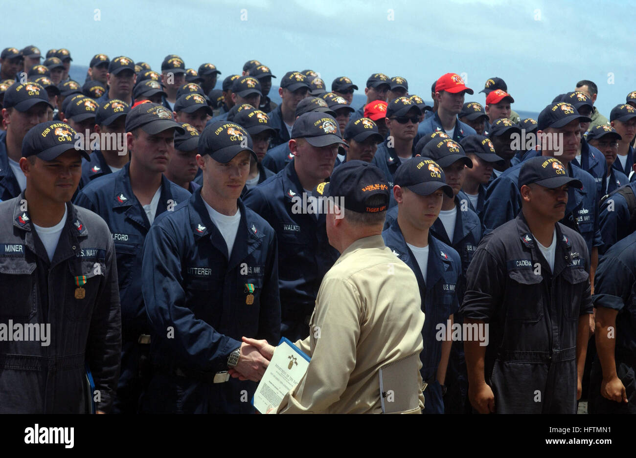 Carrier strike group eleven ccsg 11 hi-res stock photography and images ...