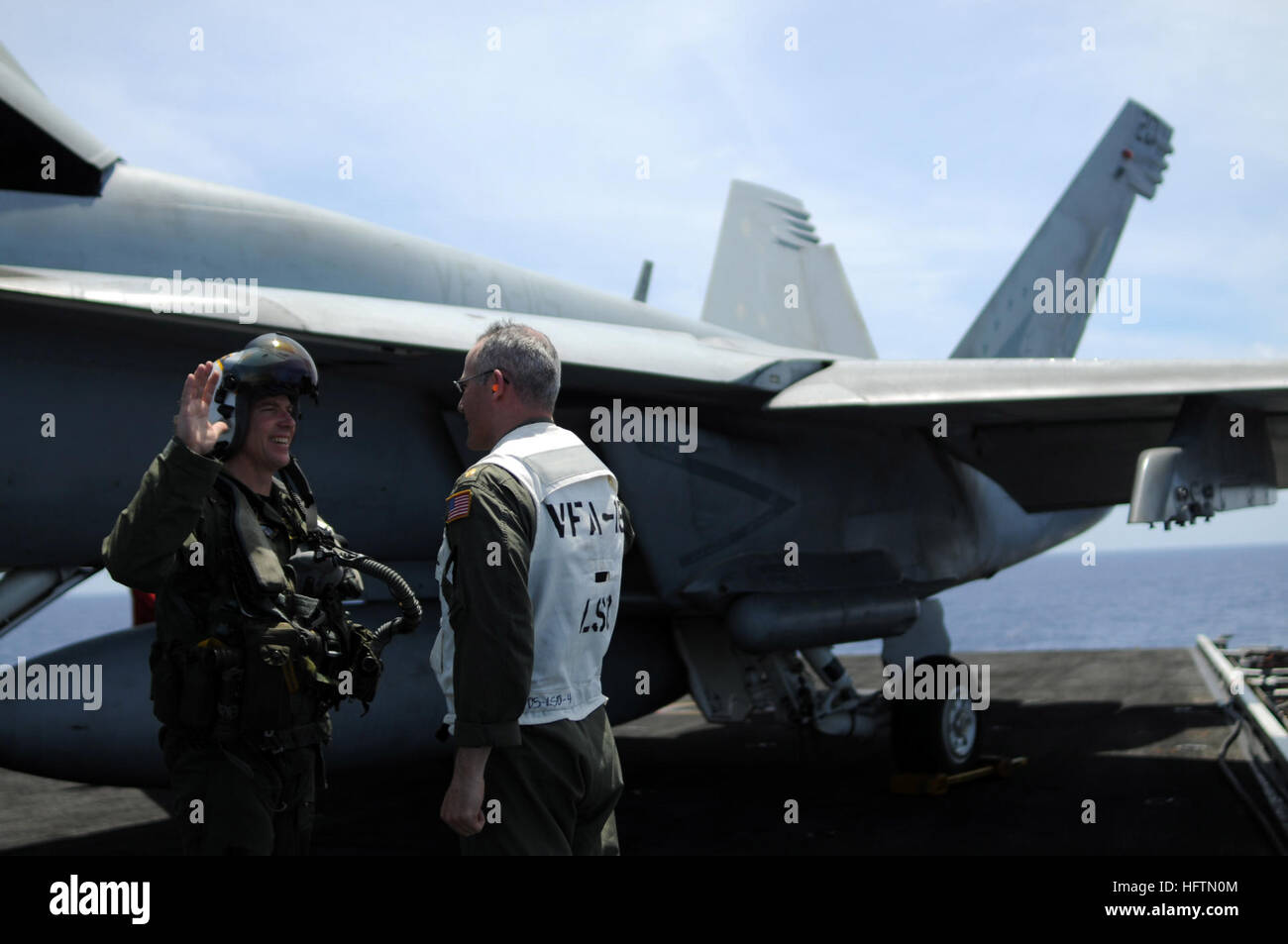 Uss kitty hawk cv 63 commanding officer hi-res stock photography and ...