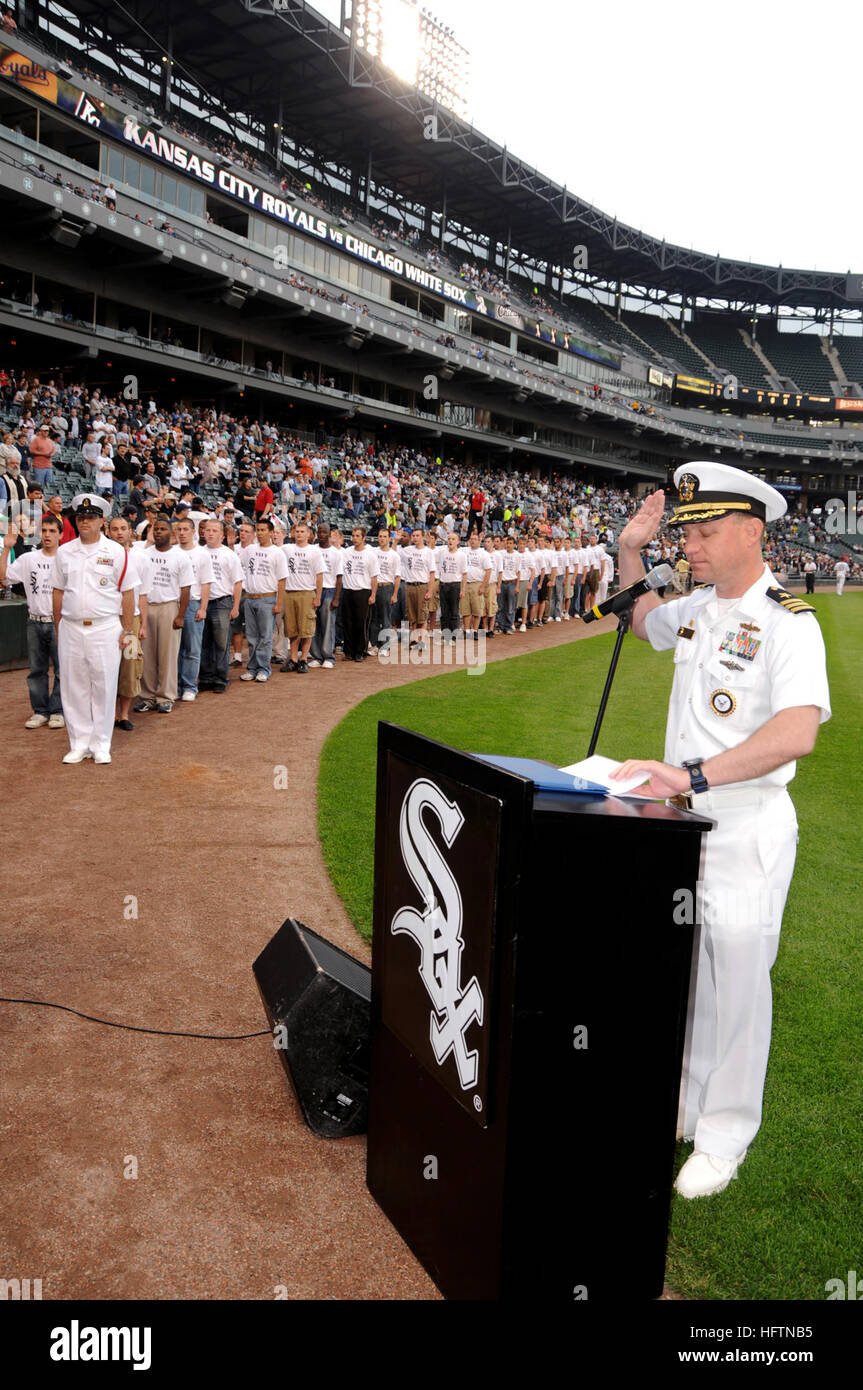 080604-N-8848T-699 CHICAGO (June 4, 2008) Cmdr. David R. Klain, the ...