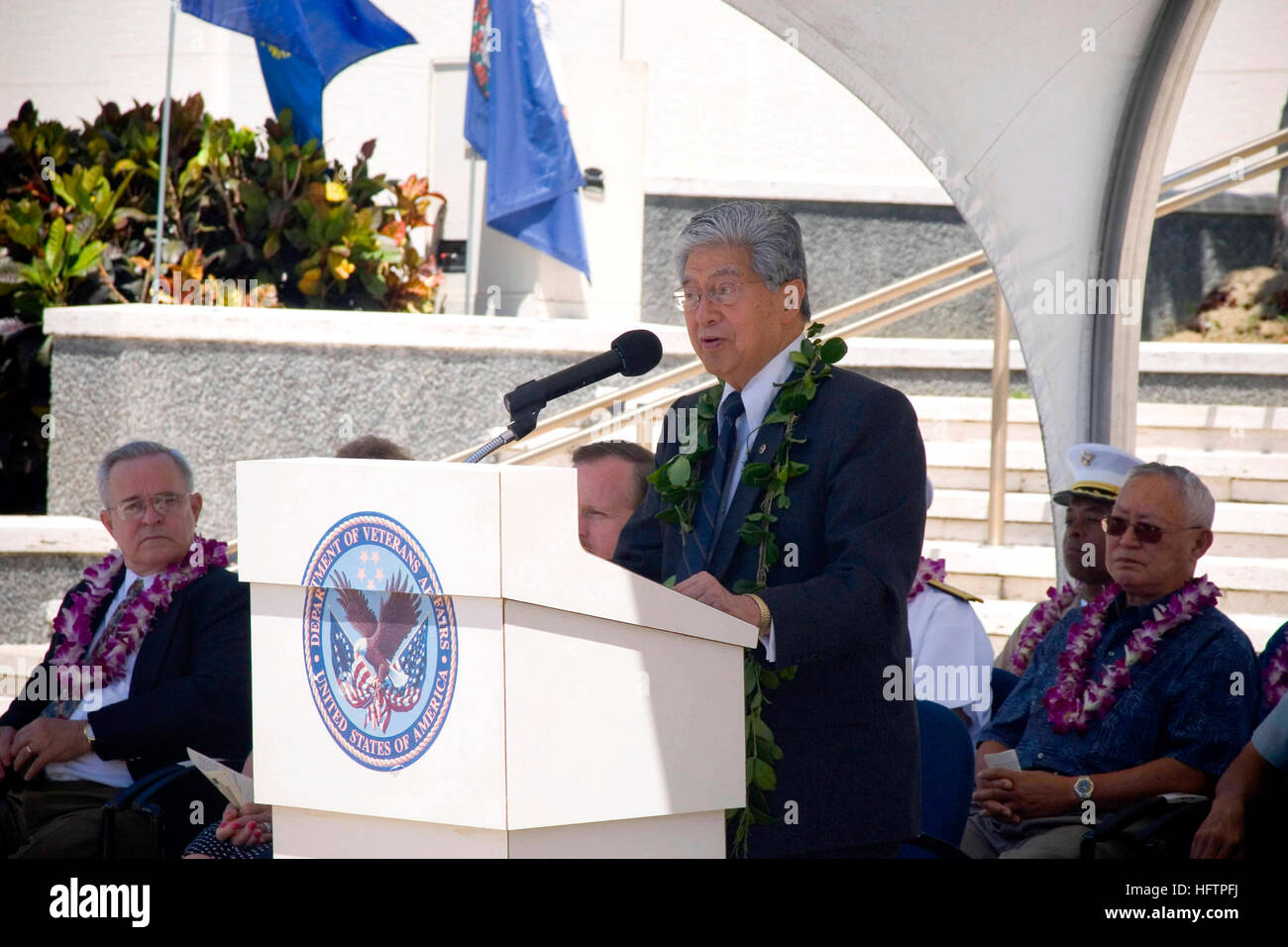 Senator daniel akaka hi-res stock photography and images - Alamy