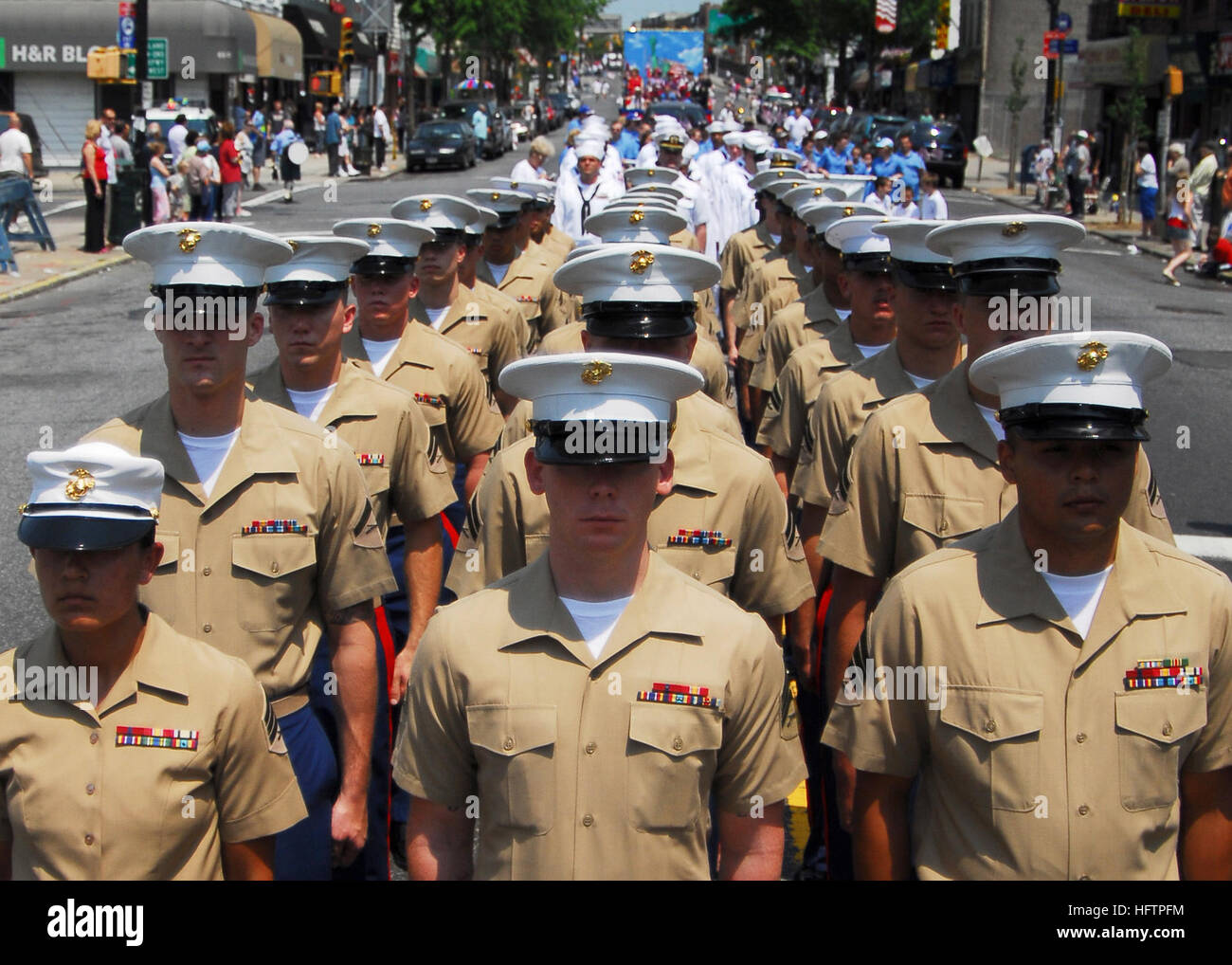 Fleet week new york city 2007 hi-res stock photography and images - Alamy