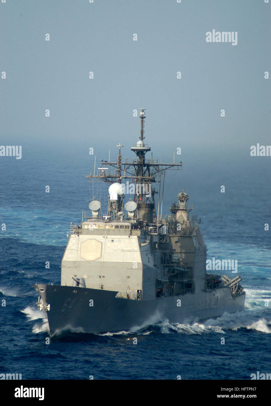 Guided missile cruiser uss gettysburg cg 64 hi-res stock photography ...
