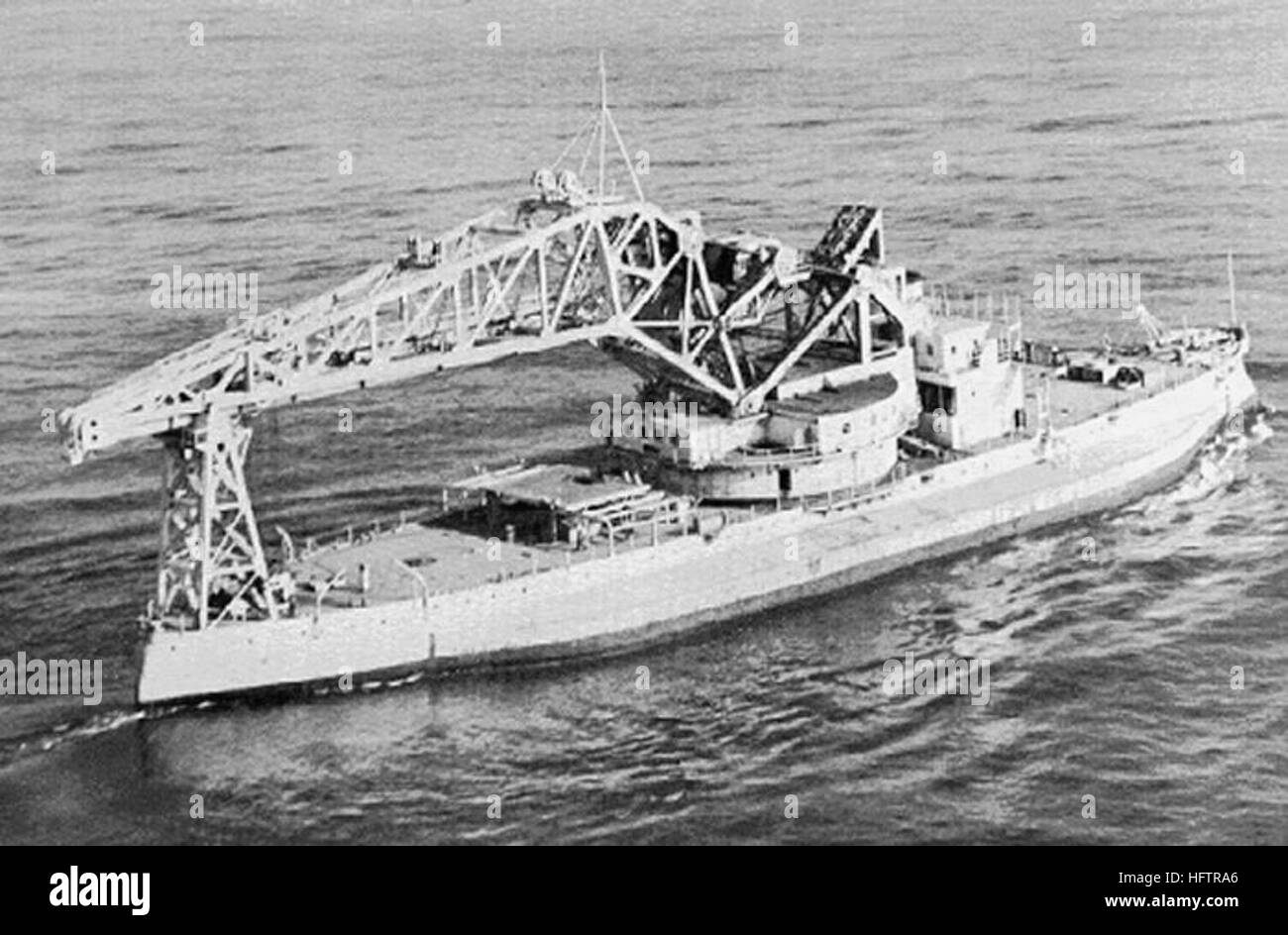 USS Kearsarge as crane ship AB-1 Stock Photo - Alamy