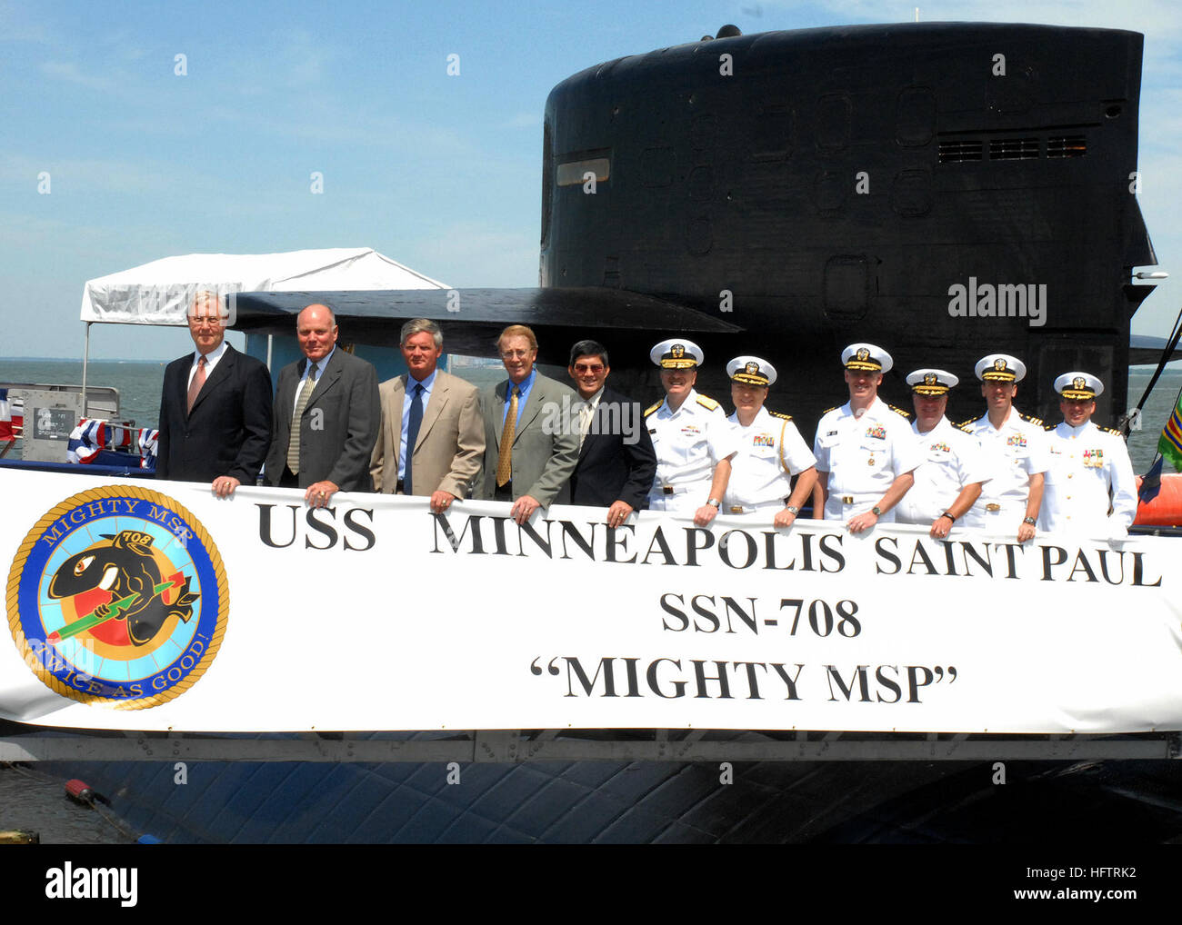 The Los Angeles-class fast-attack submarine USS Minneapolis-St. Paul ...