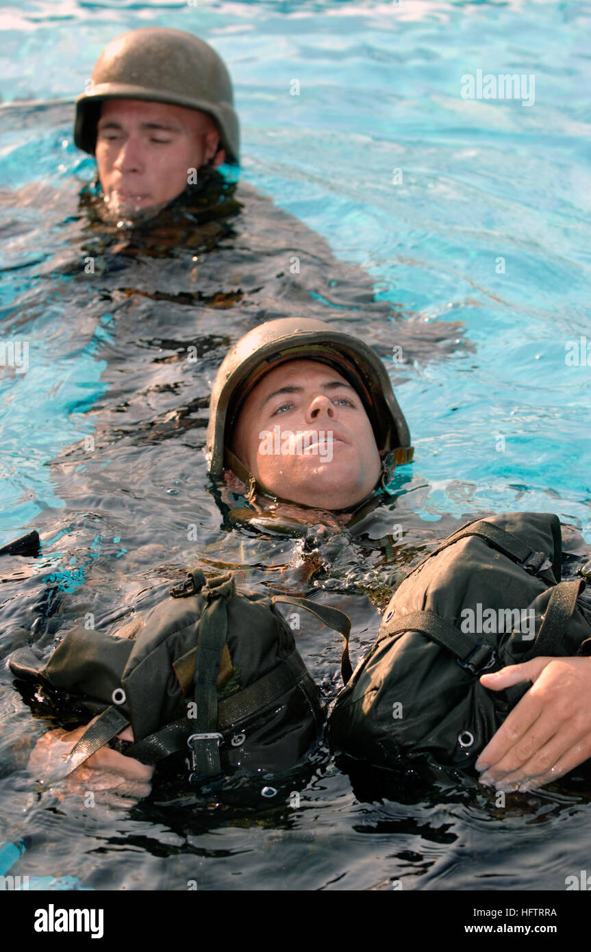 070625-N-3642E-306 PARRIS ISLAND, S.C. (June 25, 2007) - Marine Corps ...