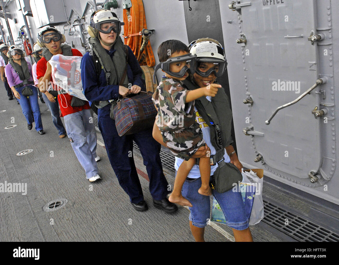 USS Peleliu (LHA 5) conducts medical evacuation in the Philippines ...