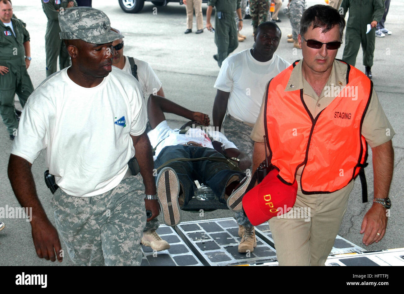 Operation lightning rescue exercise hi-res stock photography and images ...