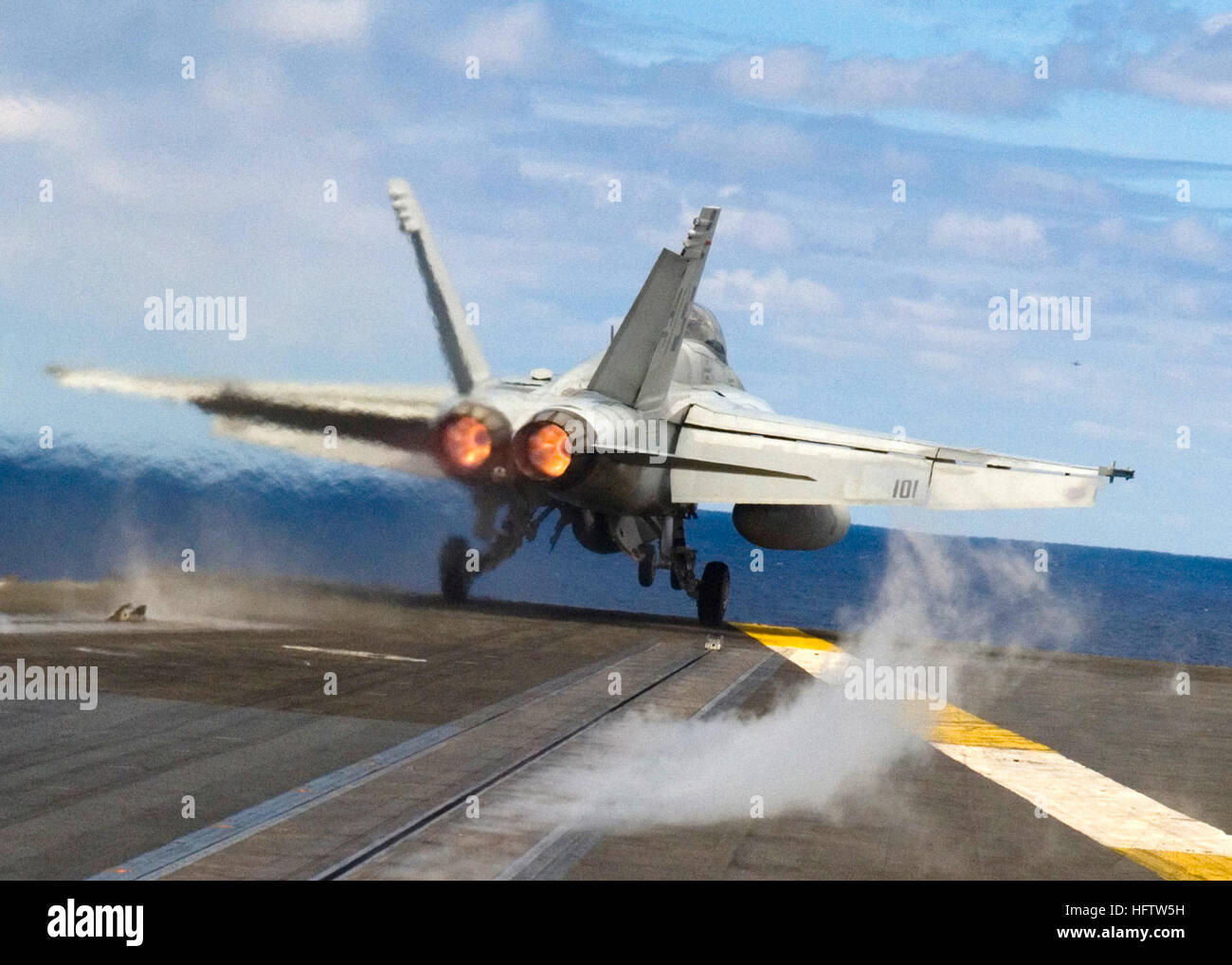 Catapult assisted launch hi-res stock photography and images - Alamy